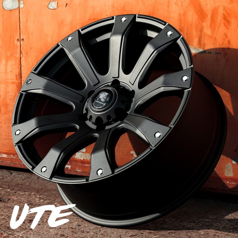 Ute | Tomahawk wheels